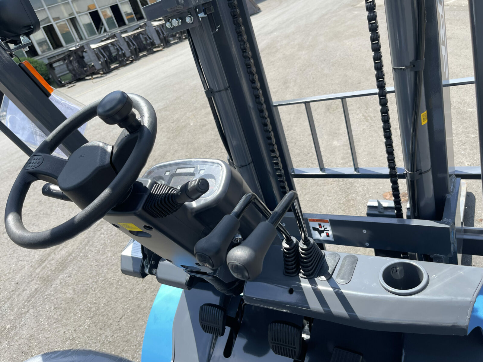 Дизельный вилочный погрузчик TRF D30-3M - АСП УФА